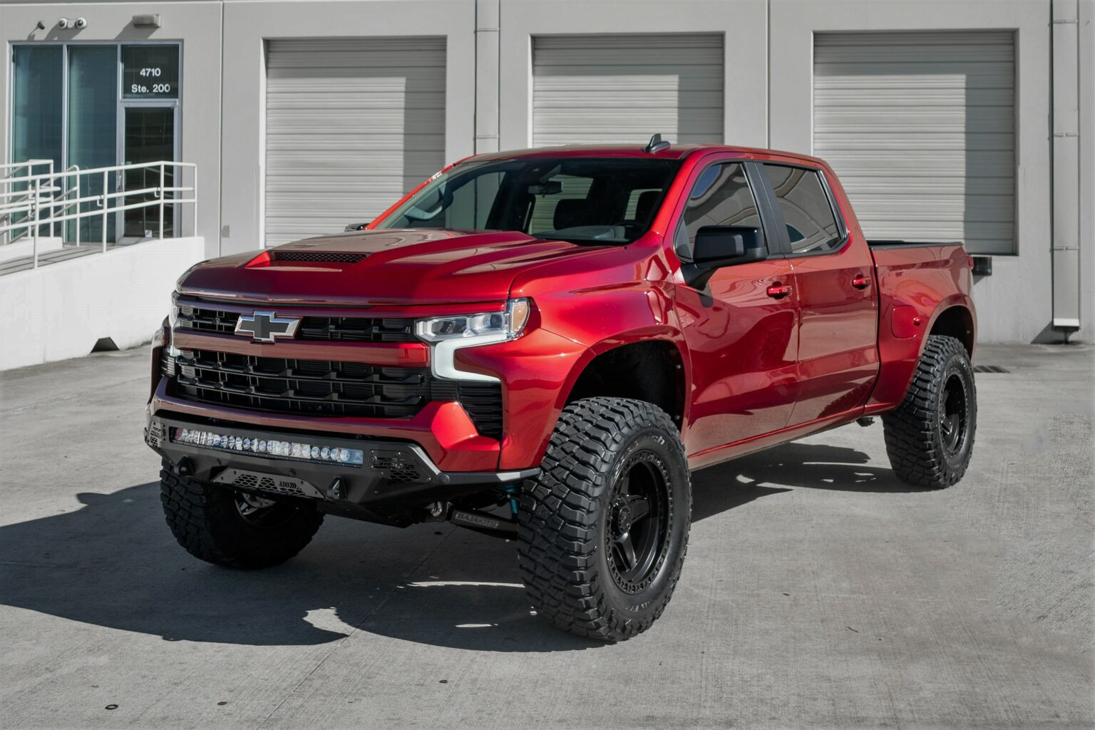 Chevrolet Silverado Wide body long travel suspension prerunner ...
